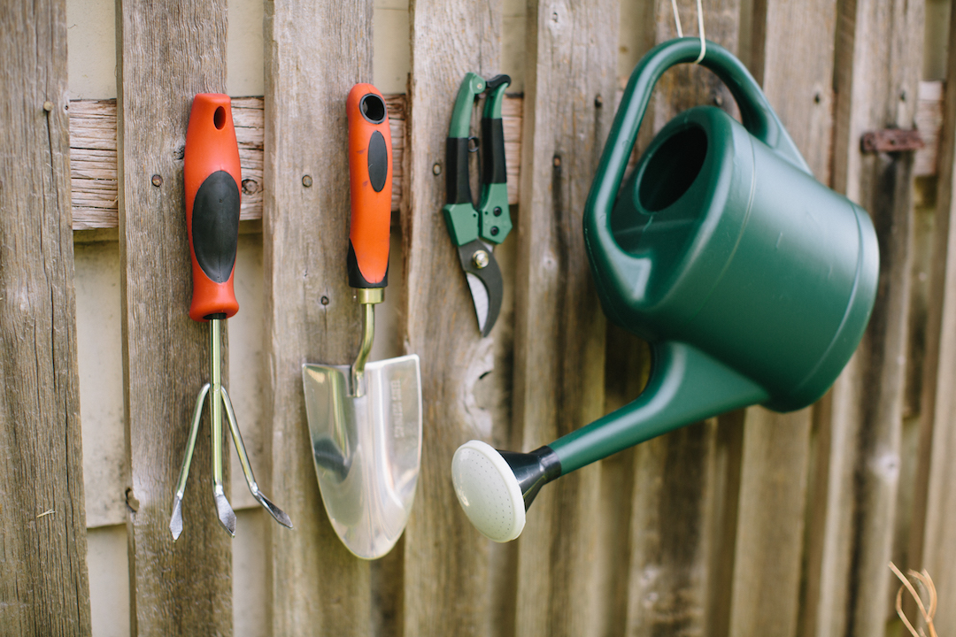 8 Awesome Garden Tools That Every Gardener Will Love - hungry.garden